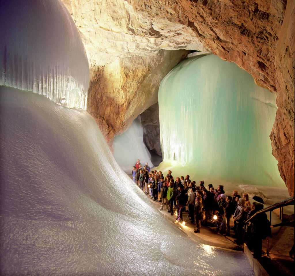 Private Day Trip from Salzburg to Hohenwerfen Fortress and Werfen Ice Caves