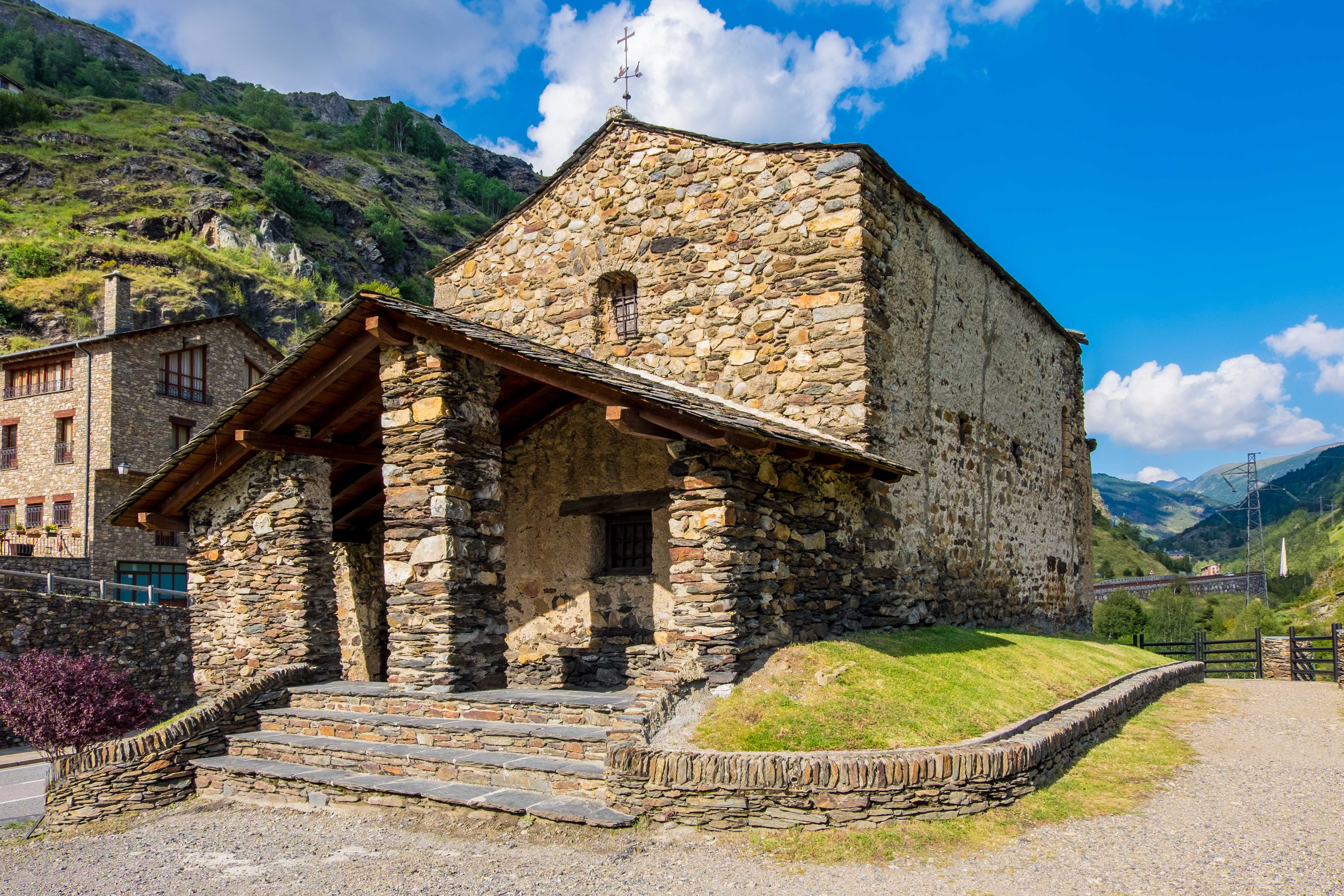 Barcelona to Canillo Private Transfer | Daytrip