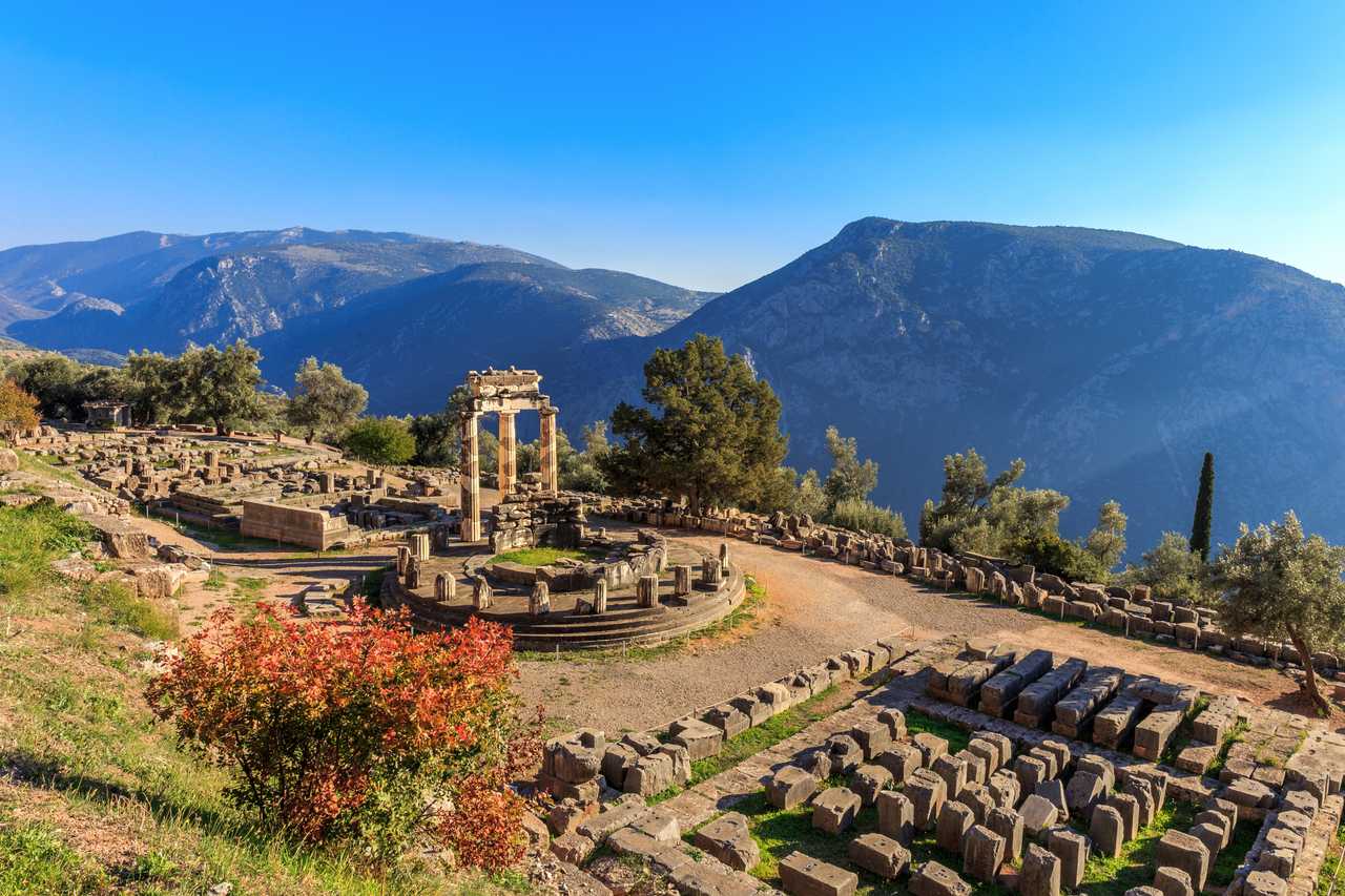 Private Day Trip from Athens to Delphi and Back