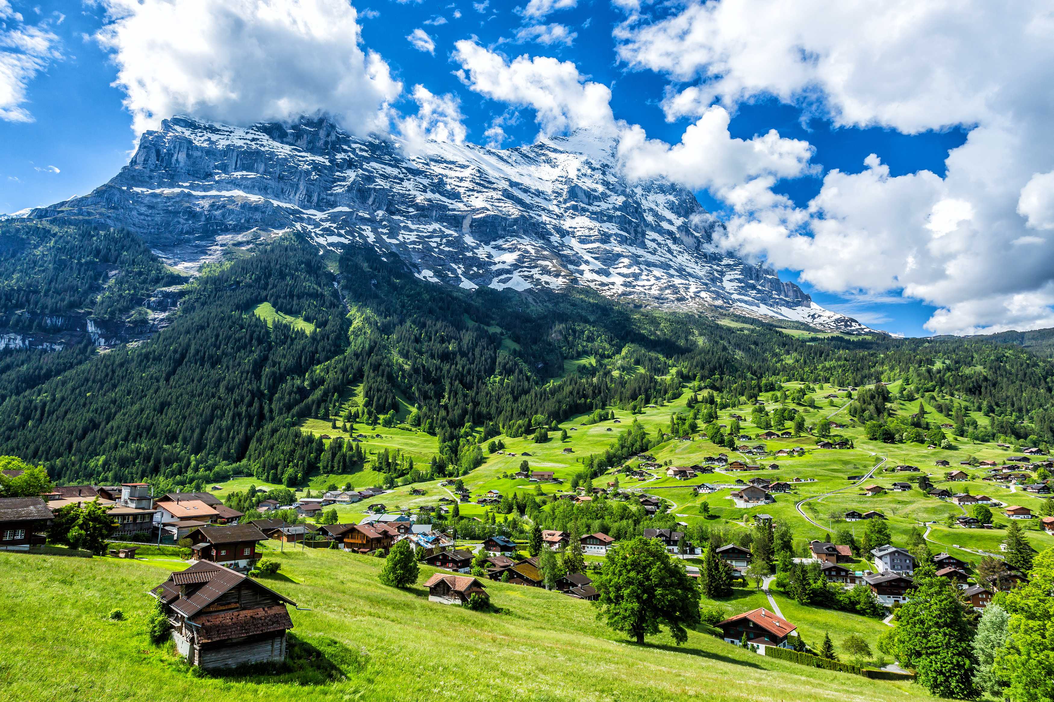 Private Day Trip from Lauterbrunnen to Grindelwald and Lucerne