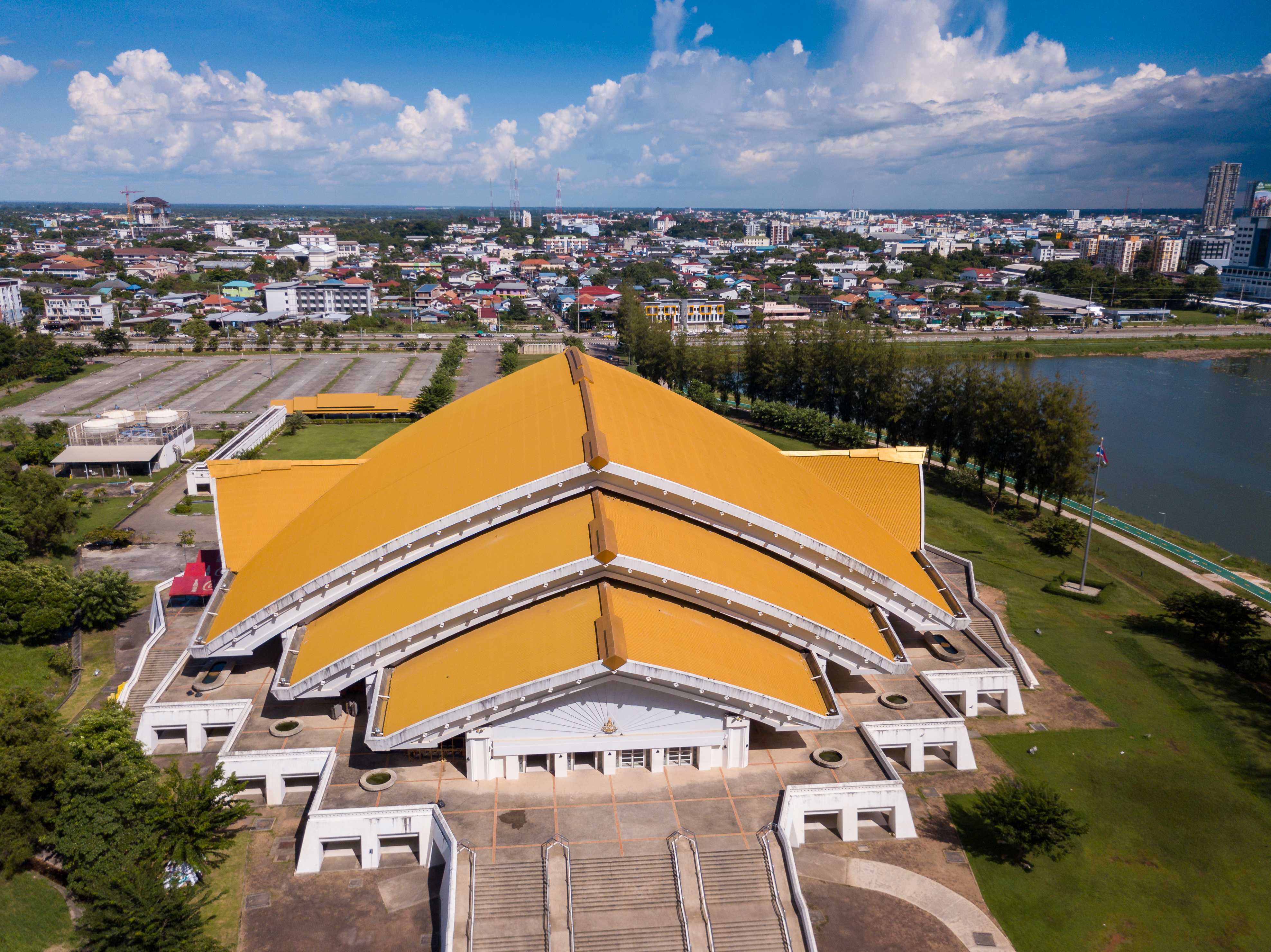 Don Mueang International Airport to Khon Kaen Transfer | Daytrip