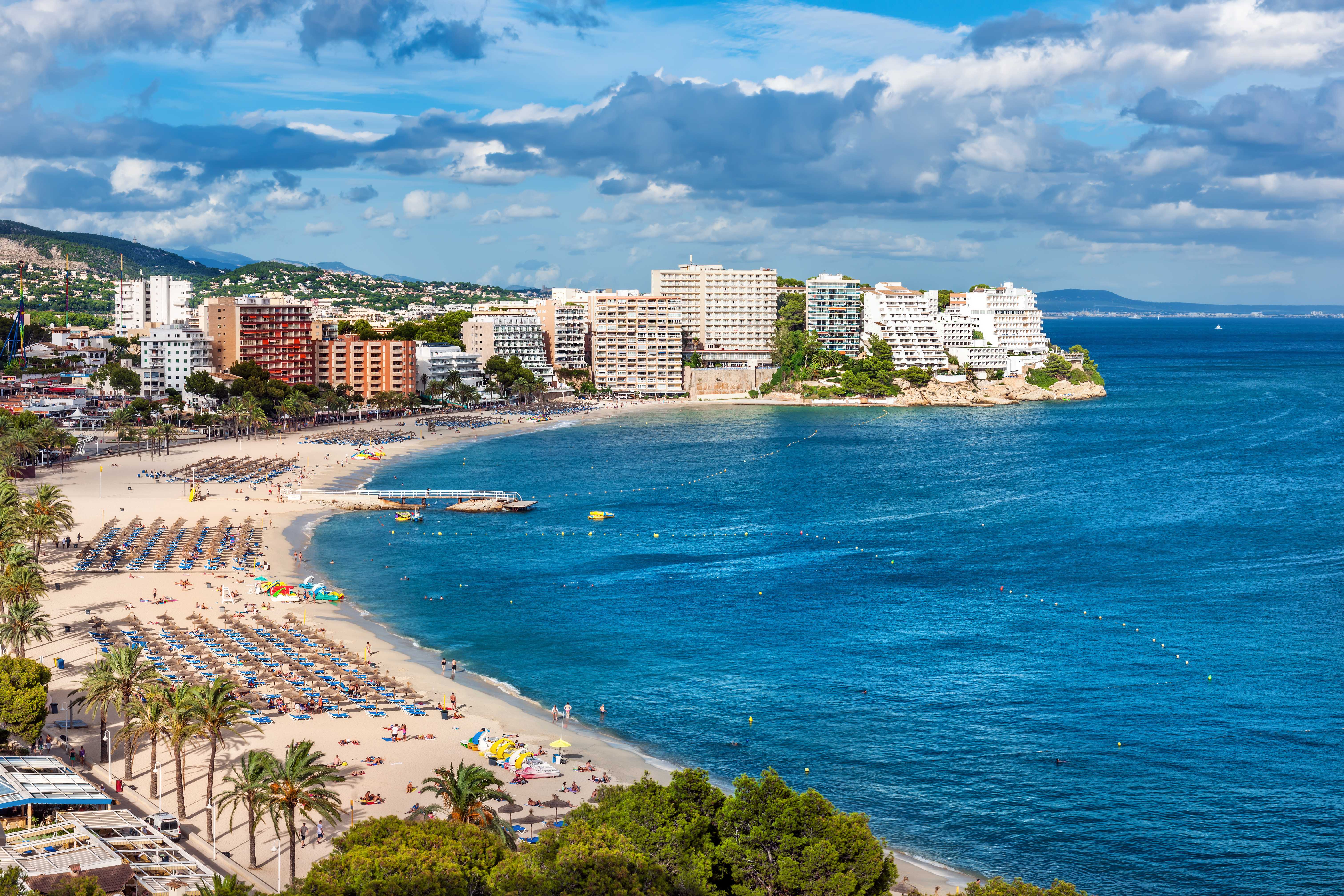 Palma de Mallorca to Magaluf Private Transfer | Daytrip