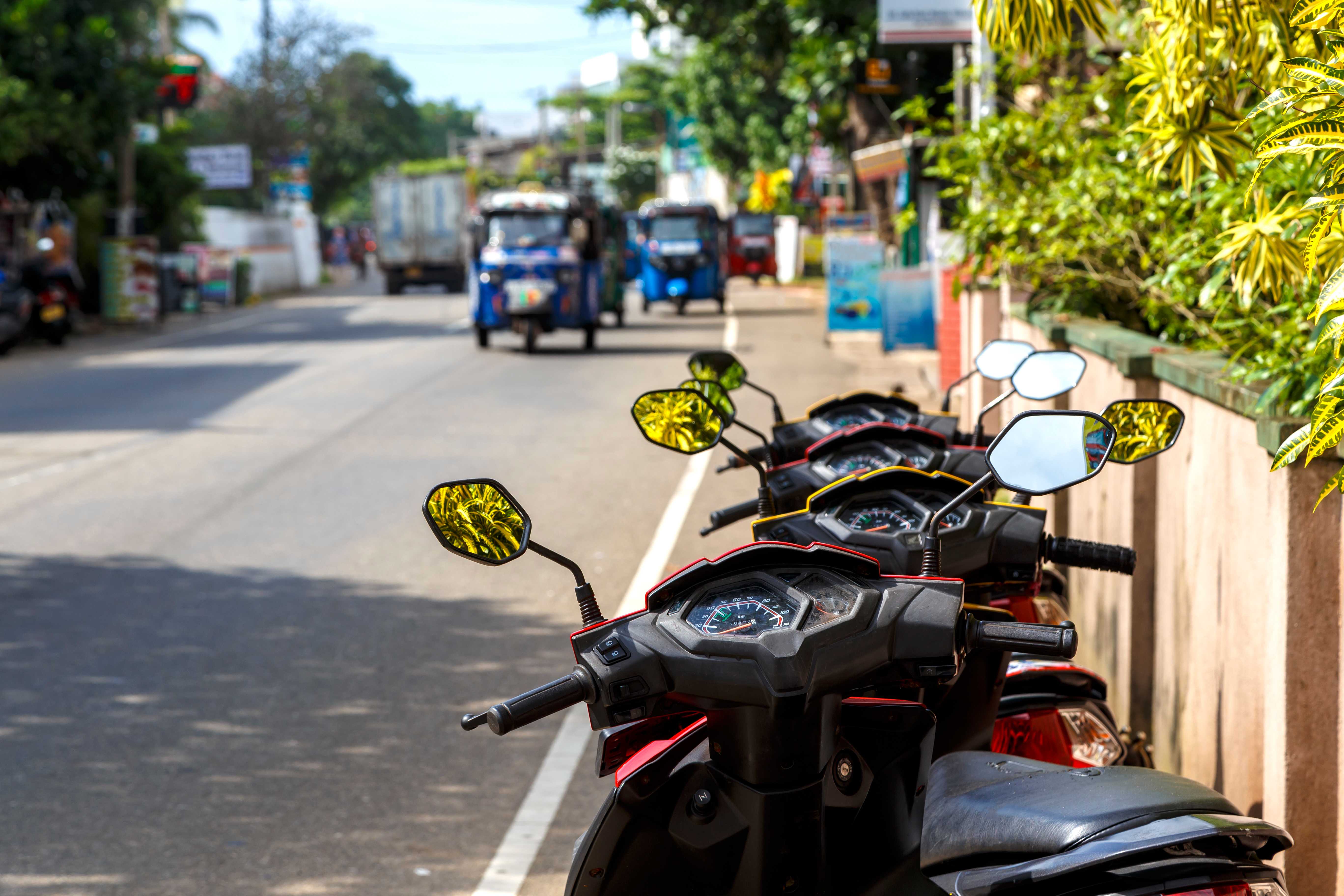 Negombo to Veyangoda Private Transfer | Daytrip